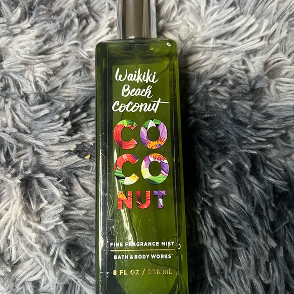 Bath & Body Works | Bath & Body | Waikiki Beach Coconut Perfume | Poshmark